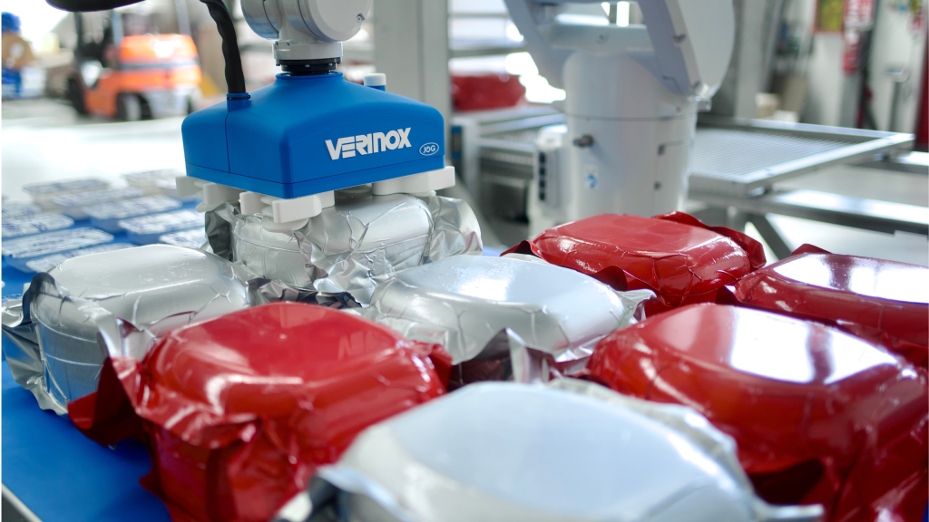 VOX: Verinox's ergonomic solution for loading and unloading in food ...